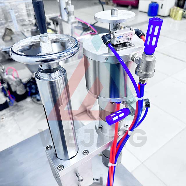 Semi Automatic Aerosol Spray Aluminum Can Filling Machine Production ...
